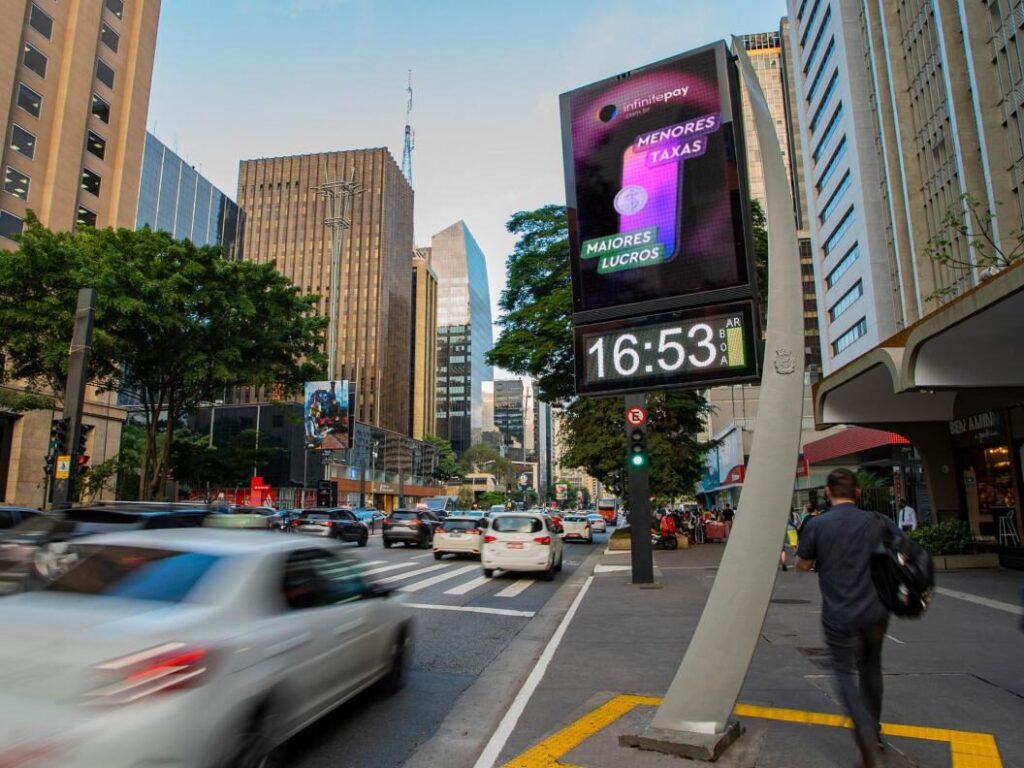 Global Out-of-Home Advertising: Trends and Opportunities